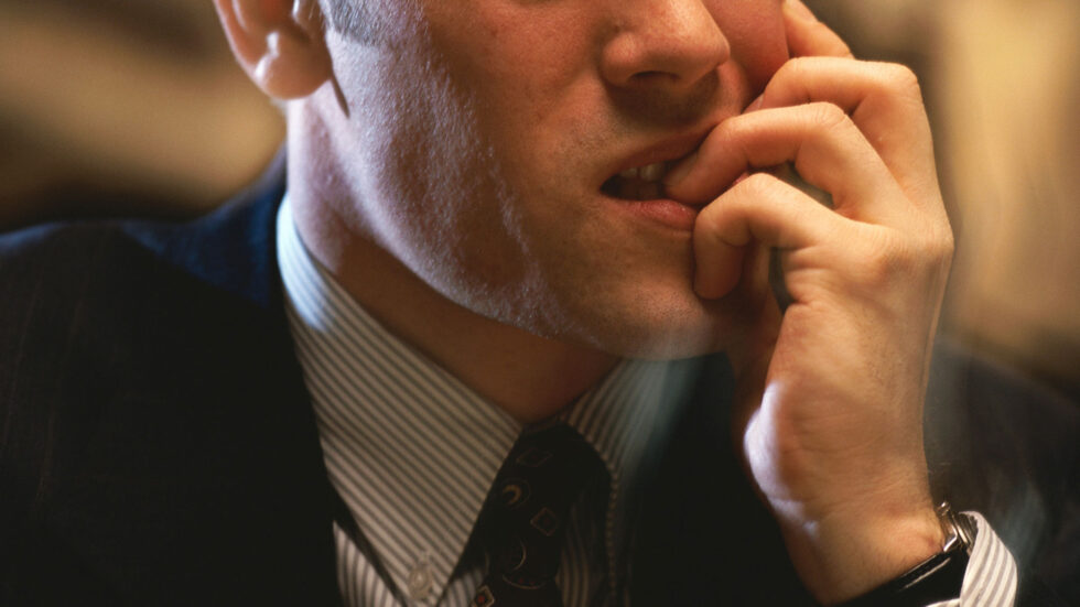 Why Are My Teeth Shifting? Understanding the Common Causes - Daia ...